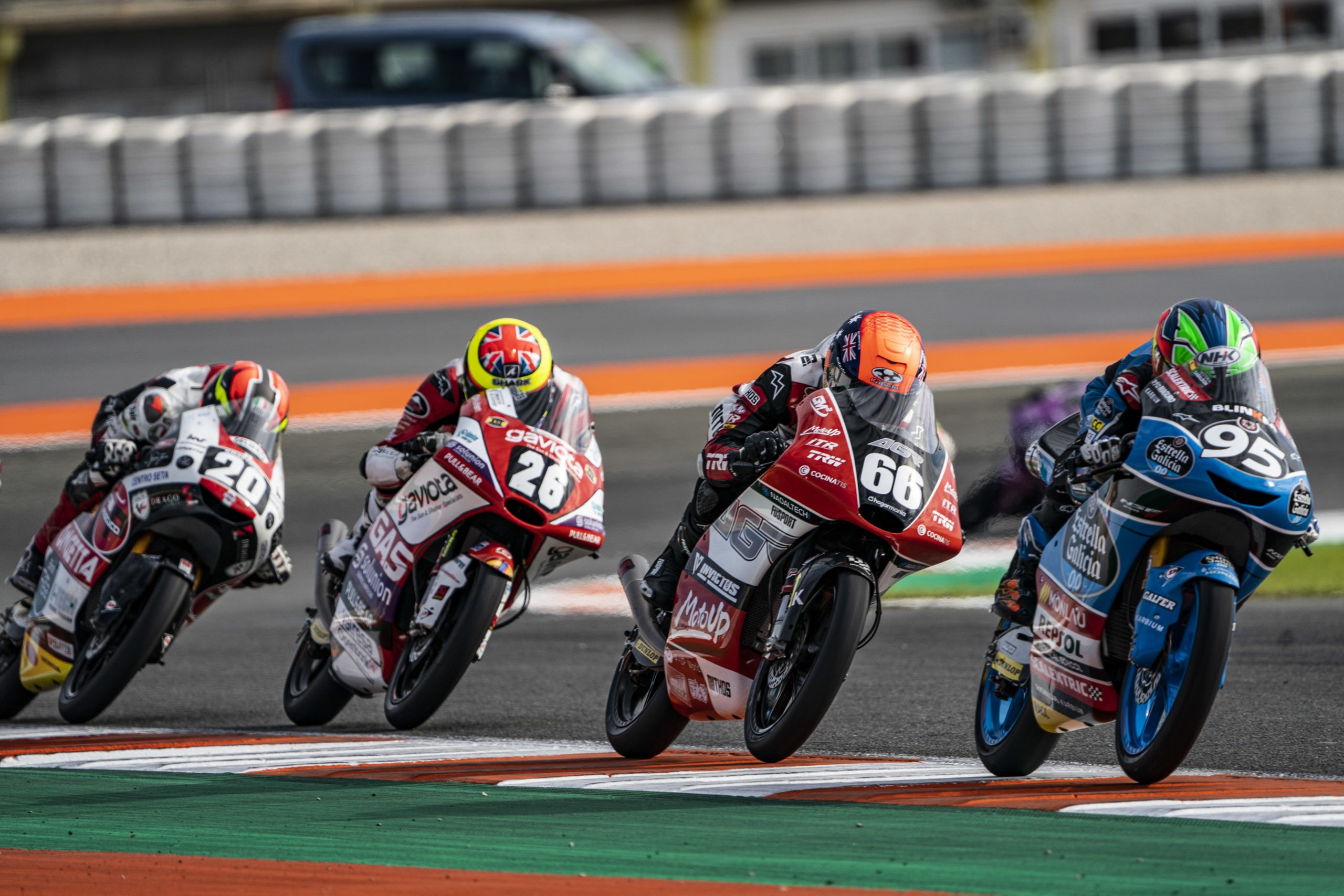 El Circuit Ricardo Tormo celebra la segunda carrera del FIM JuniorGP ...